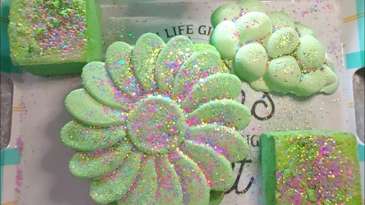 Green softies 💚 oddly satisfying #asmr - YouTube