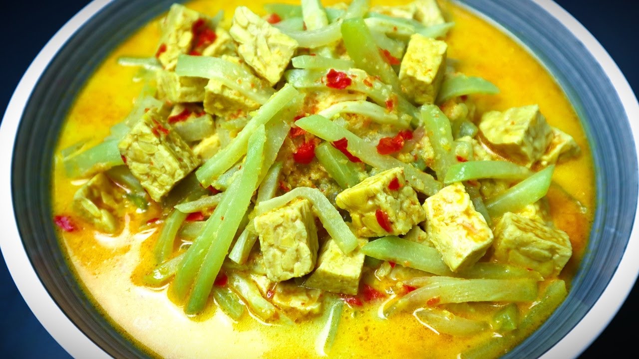 Sayur ketupat lontong labu siam tempe kuah santan untuk lebaran - YouTube