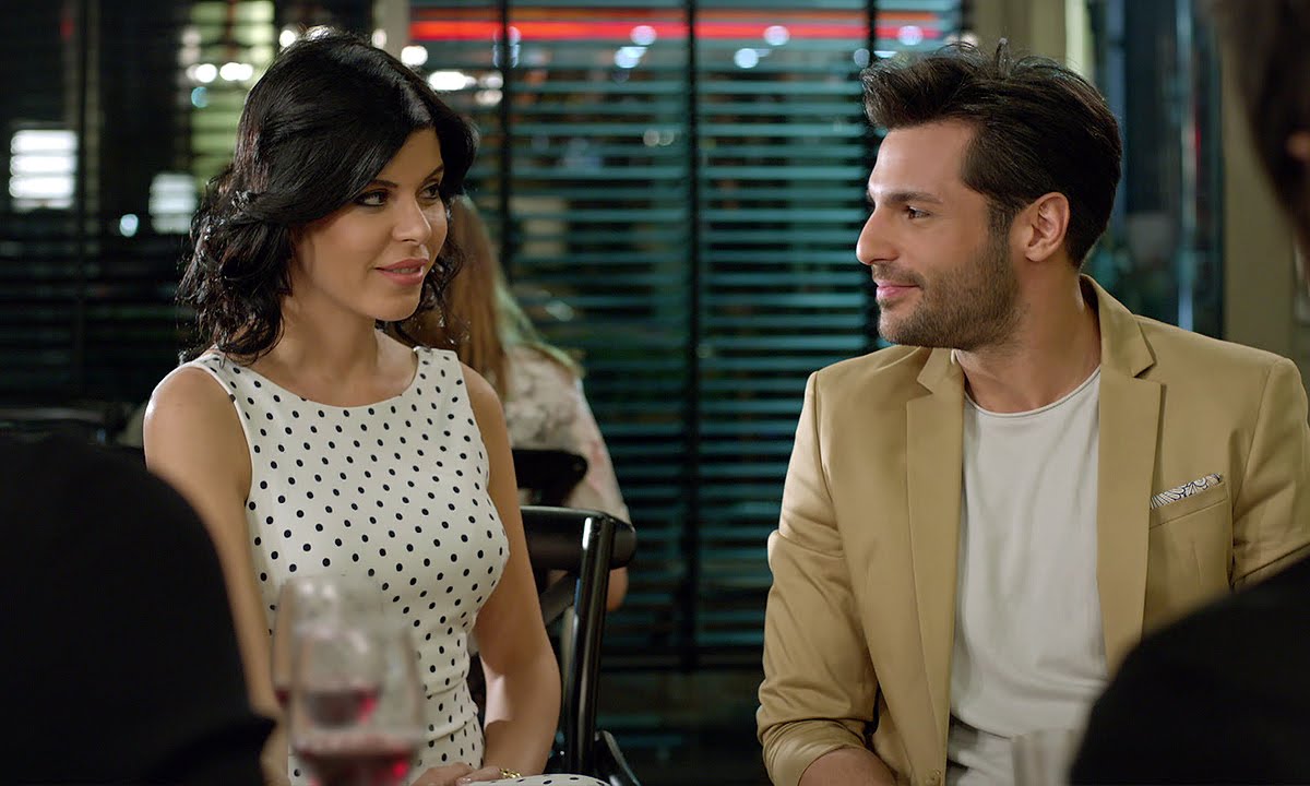 Hayatımın Aşkı 1. Bölüm - Gecelere aksak, kızlara yazsak! - YouTube