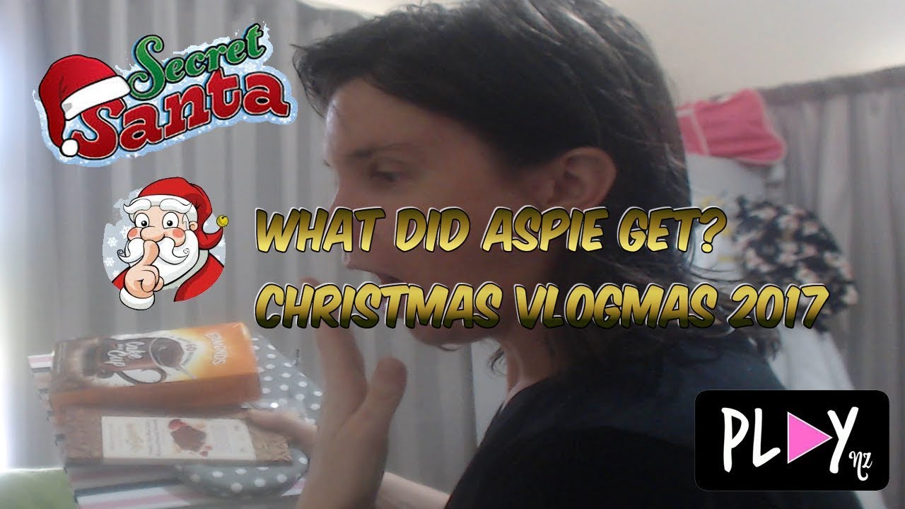 Play Nz Collab Secret Santa 2017 Vlogmas Aspieanswers Youtube