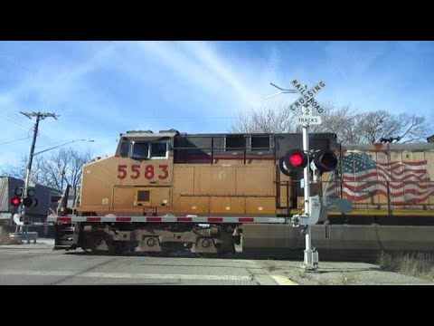 UP 5583 South GSHHCL Filmed In Clarks Grove MN (11-19-2023) - YouTube