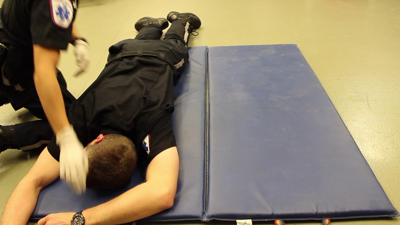 Single rescuer logroll - YouTube