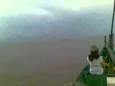 muara bengawan solo di laut ujungpangkah - YouTube