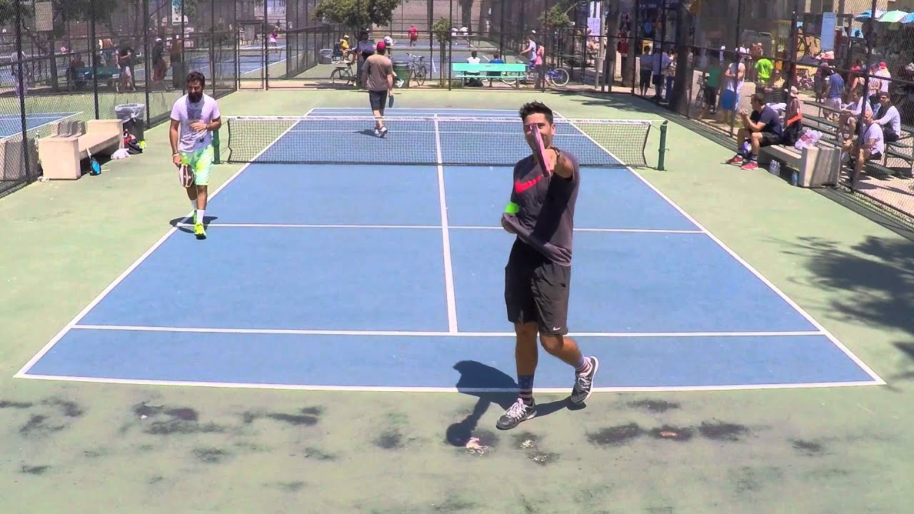 Pop Tennis - Amazing Between the Legs Winner - YouTube