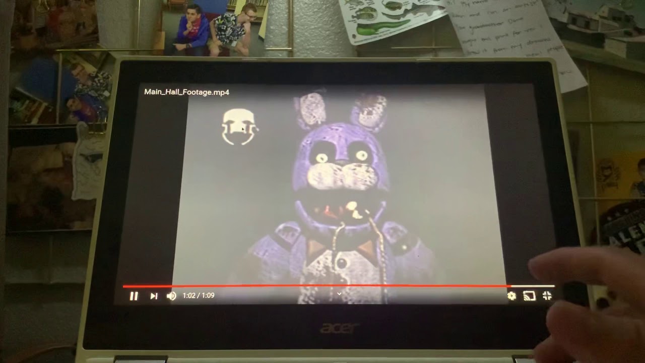 Reacting to the FNAF Tapes of MemeBear/GETTING SCARED BIG-TIME!!! - YouTube