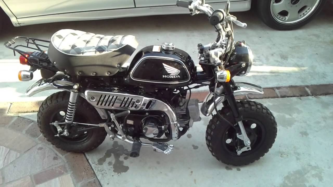 Honda Monkey Black Limited Edition PGM‐FI - YouTube