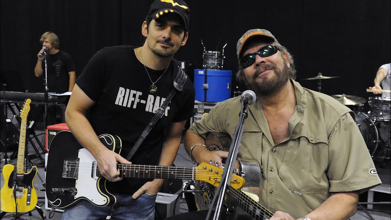 Hank Williams Jr & Brad Paisley - I’m Gonna Get Drunk and Play Hank ...