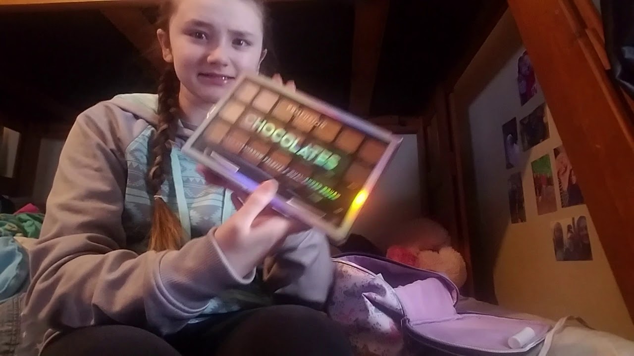 Doing my makeup for fun - YouTube