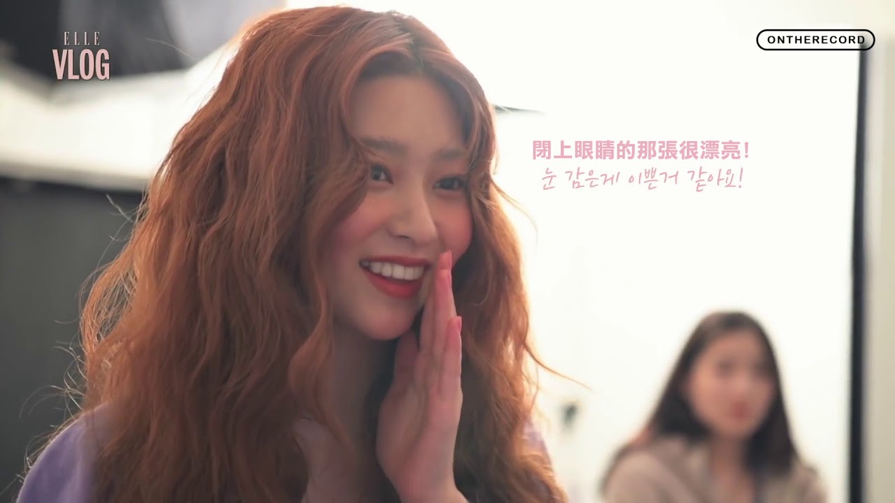 【繁中字】ELLE VLOG - IZ*ONE珉周在拍攝單獨畫報時發生的事 - YouTube