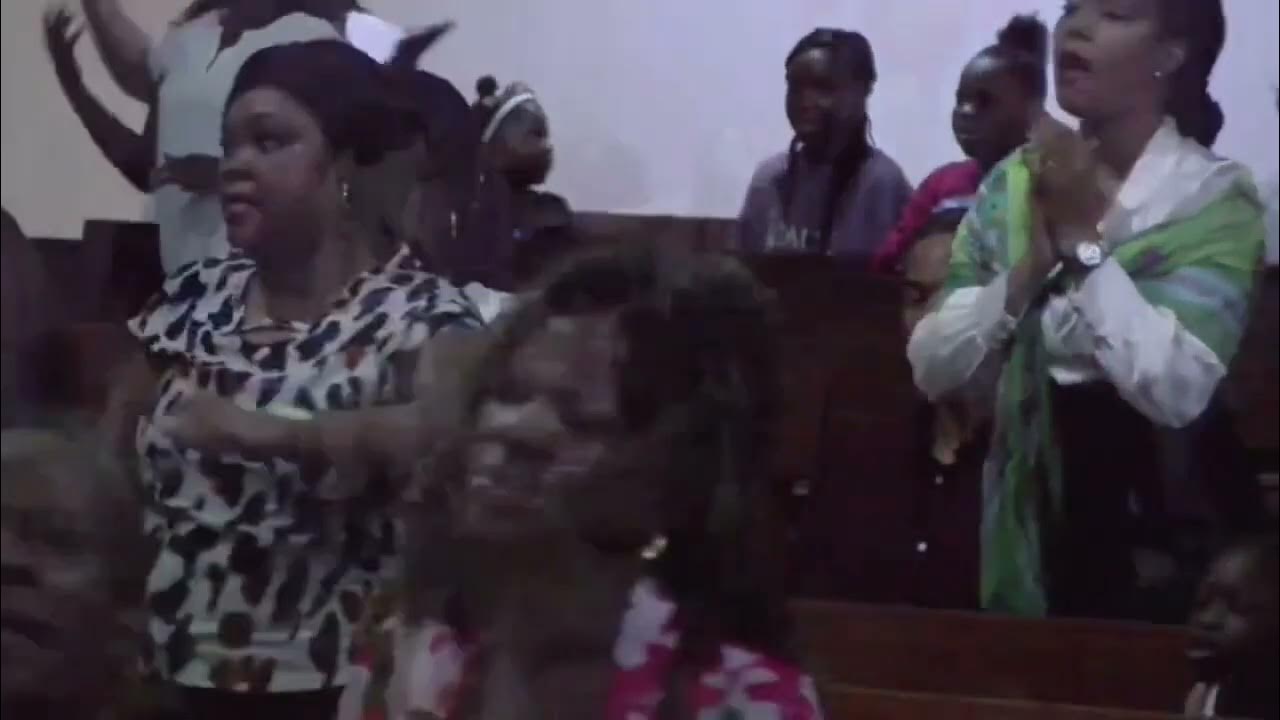 De Liefde Van Jezus Is Wonderbaar - YouTube