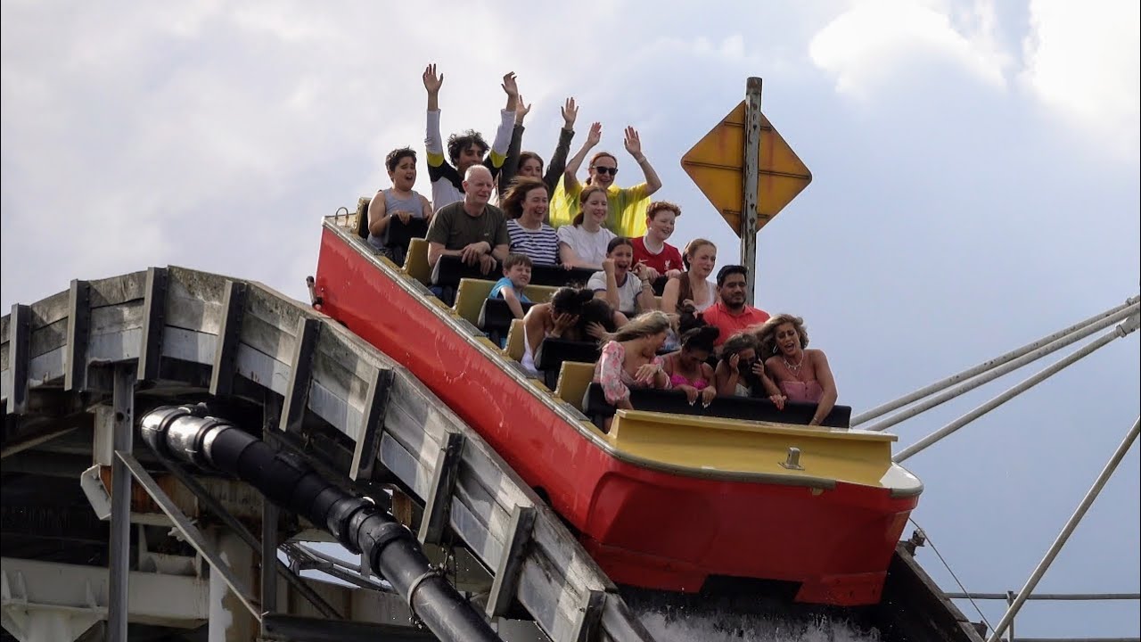Tidal Wave Boat Ride 🌊 at Thorpe Park - YouTube