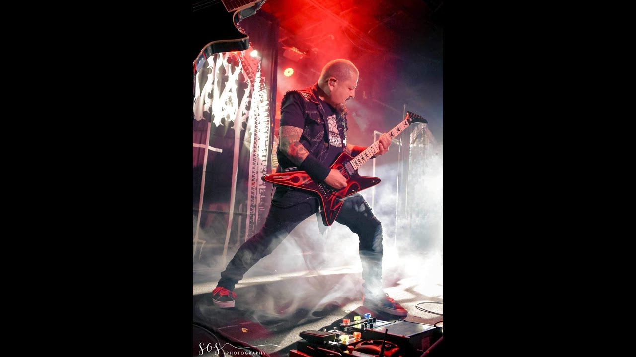 An Interview with Guitarist Larry Barragán of Santa Oscuridad & Helstar ...