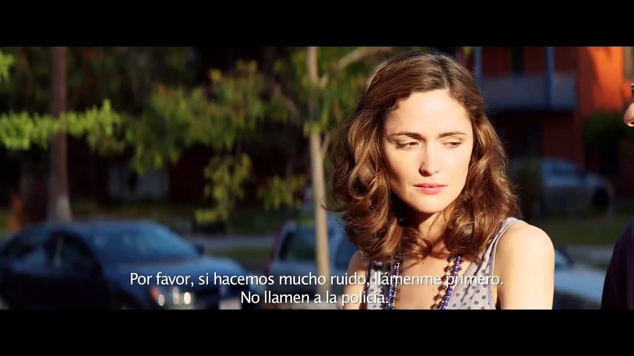 BUENOS VECINOS- Neighbors- Tráiler Oficial Subtitulado - YouTube