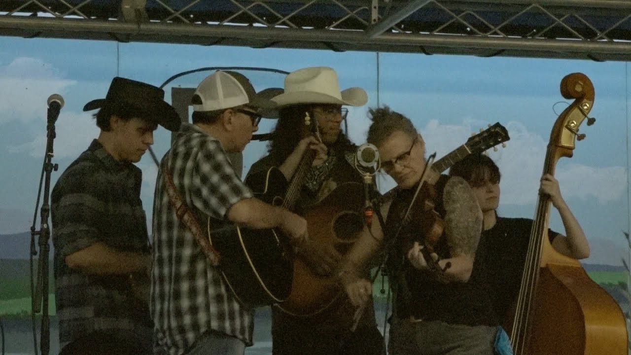 The Lost Keys String Band - Kansas String Band Champions 2024 - YouTube
