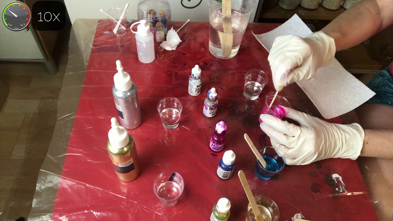 Alcohol ink in resin: How to prepare the tinted resin - YouTube