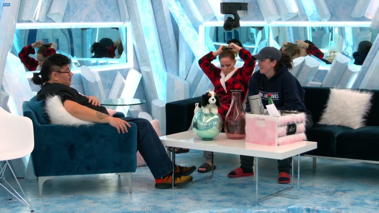 Kiefer tells Tina/Tera he's looking at Kyle/Rohan noms - YouTube