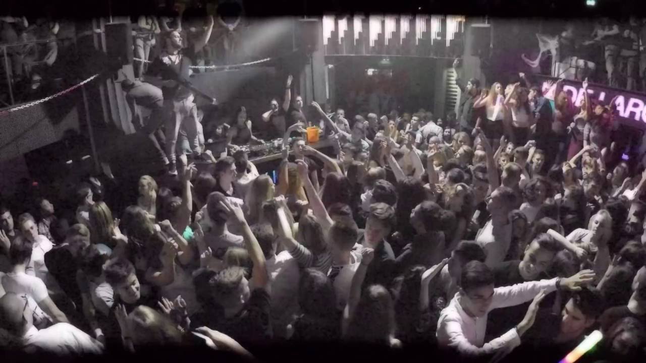 DJ JADE LAROCHE - SEXY DJ - AT CITY-HALL MULHOUSE ILLEGAL PARTY - YouTube