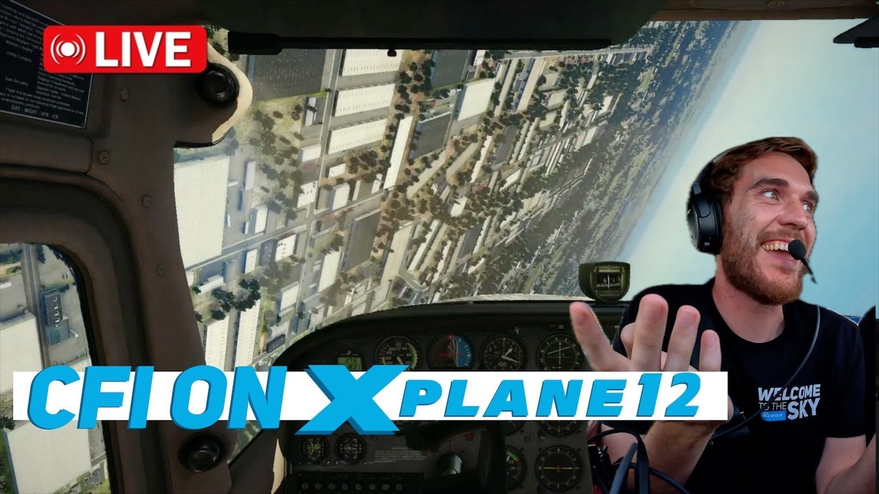 Flight Instructor On A Flight Simulator - YouTube