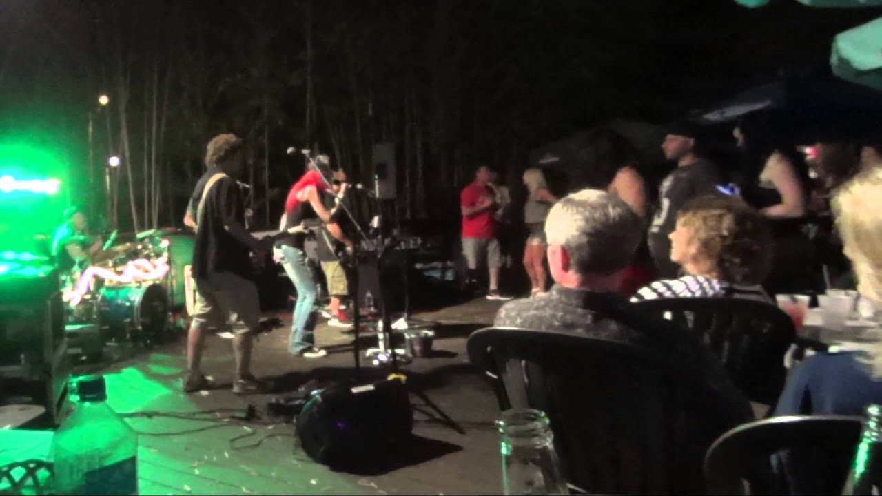 Mischief Night Band at Villari's Lakeside 6/21/14 - YouTube