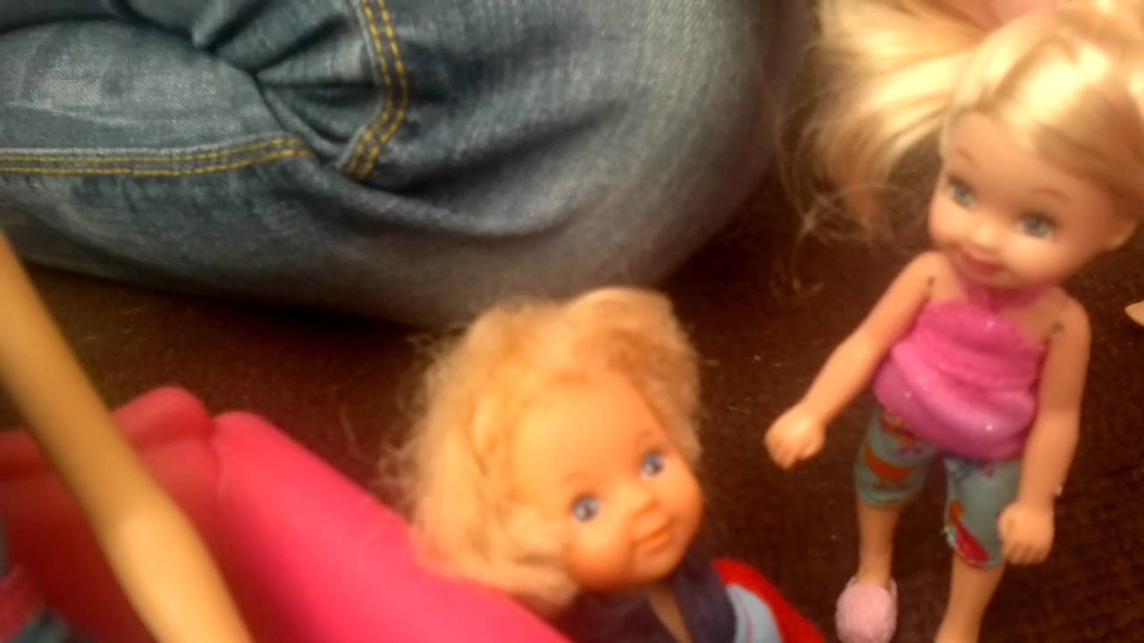 barbie big happy family show - YouTube