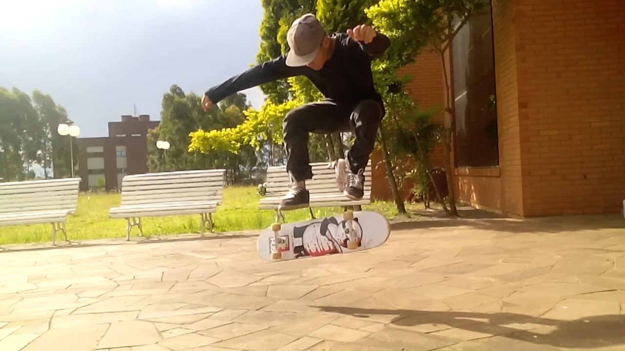 Varial flip - YouTube