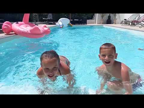 CréaLuna : Challenge DANS LA PISCINE 🦄 avec mon frère