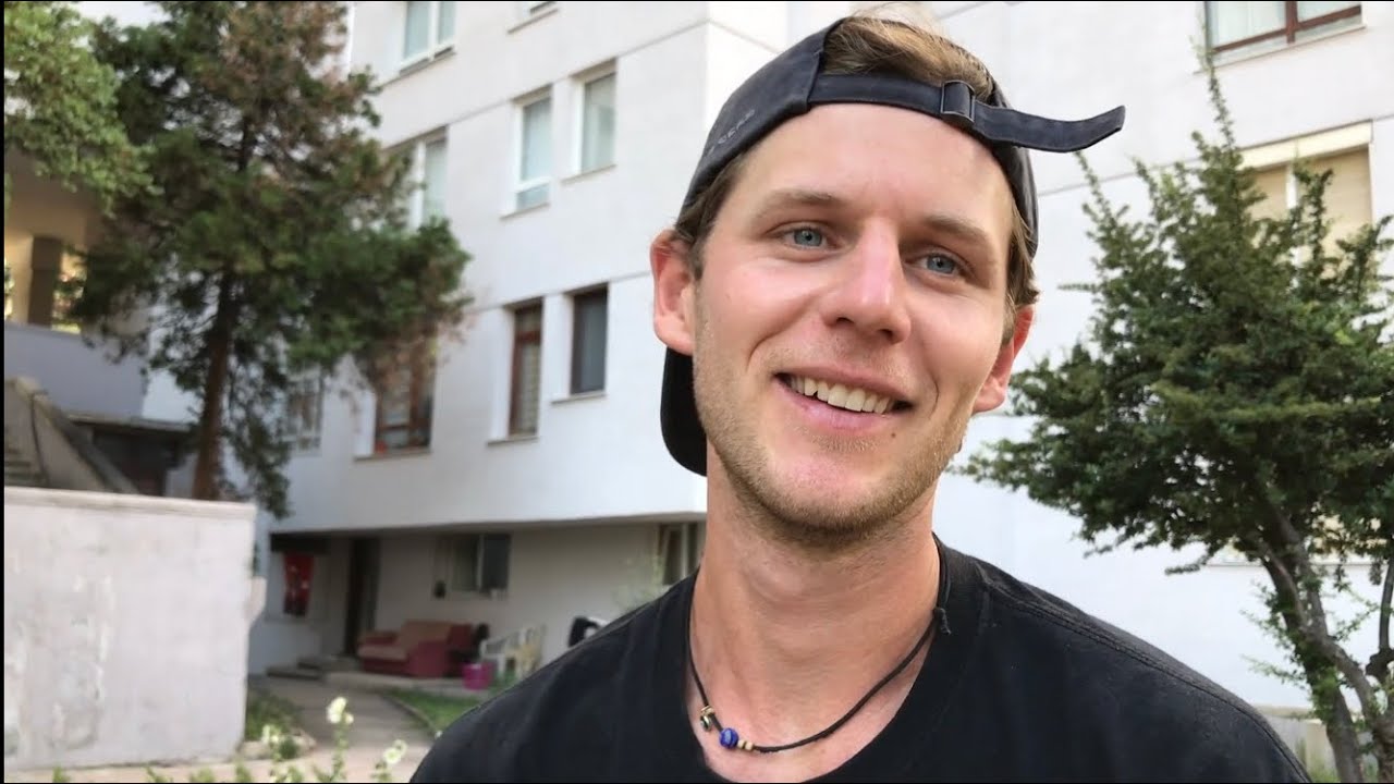 BENJ STORROR CAVE ANKARA'DA - YouTube