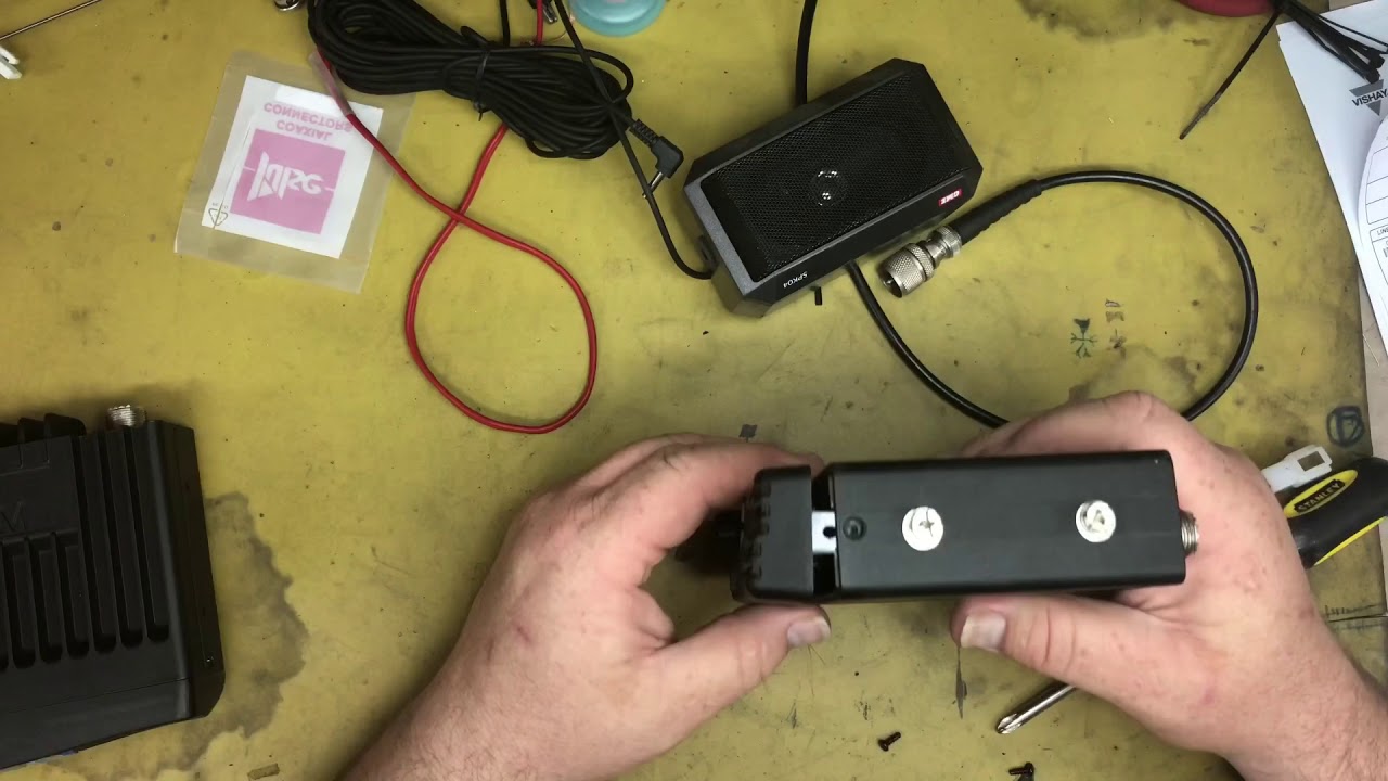 “Quickie” repair video of an Icom IC-400Pro - YouTube