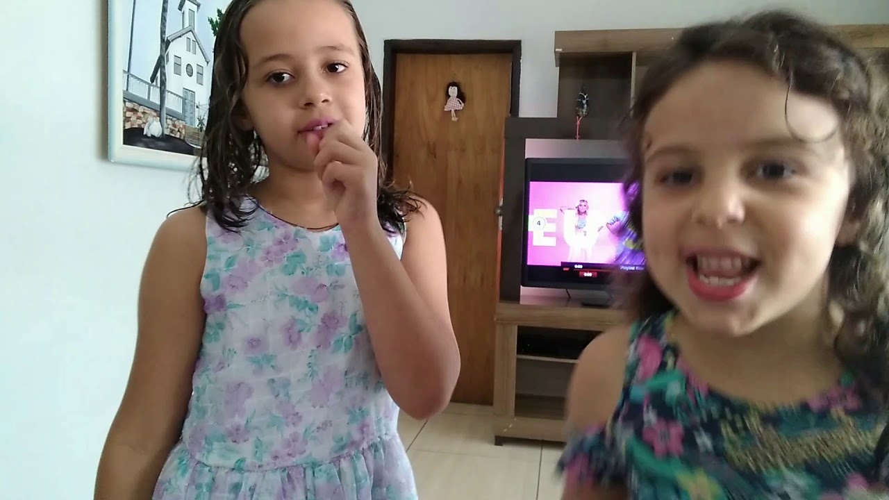 Dançando com playlist do Gloob - YouTube