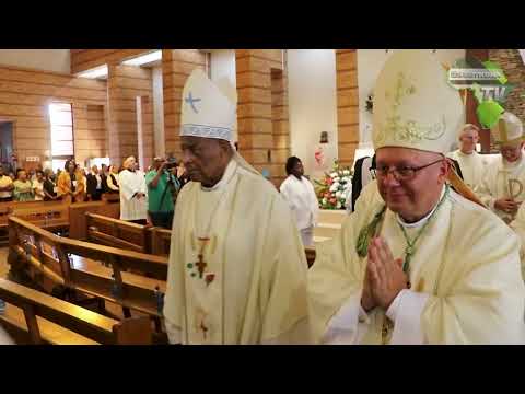 Motseng wa Morena Papa by Archdiocese of Pretoria Catholic Church Choir