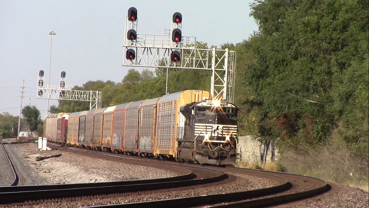 NS Manifest Train with NS 1019 and NS 1088 at ROYER in Lafayette ...