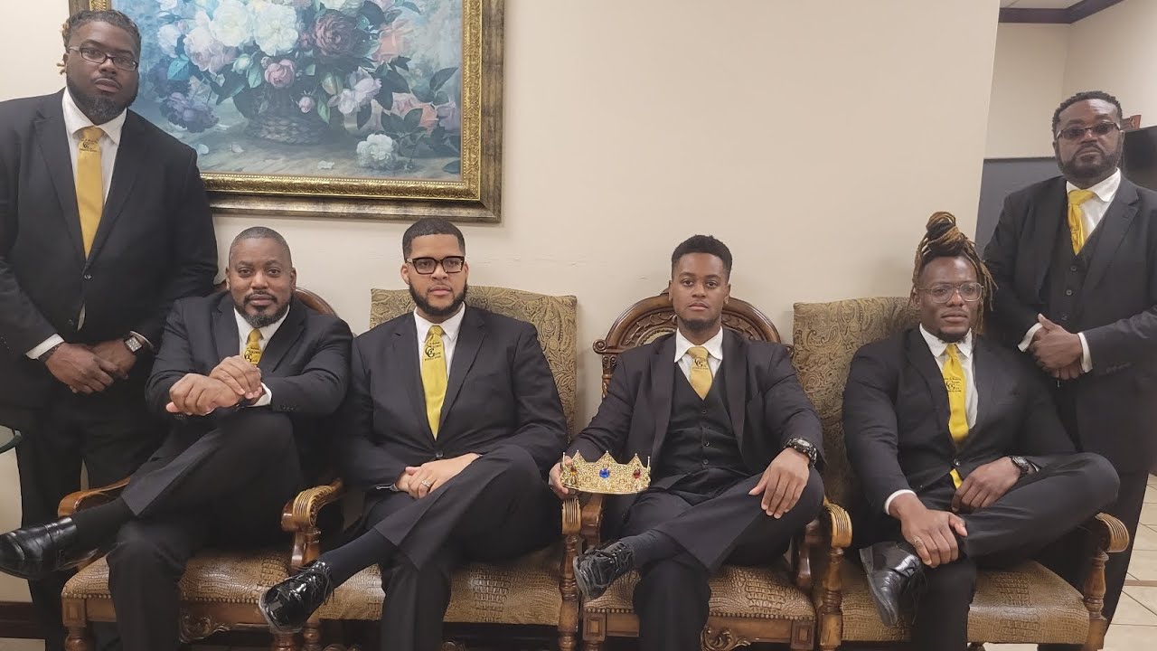 Crowning Ceremony - YouTube