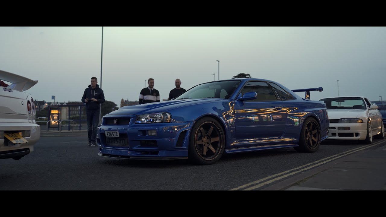 A Day at the Arcade | R34 GT R V Spec R33 GTS T R34 GTT | 4K - YouTube