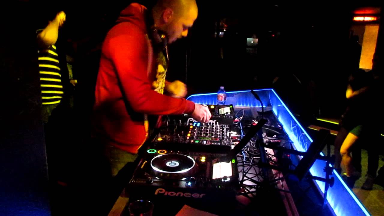 Mustard Pimp @ lizard lounge live 11-23-11 - YouTube