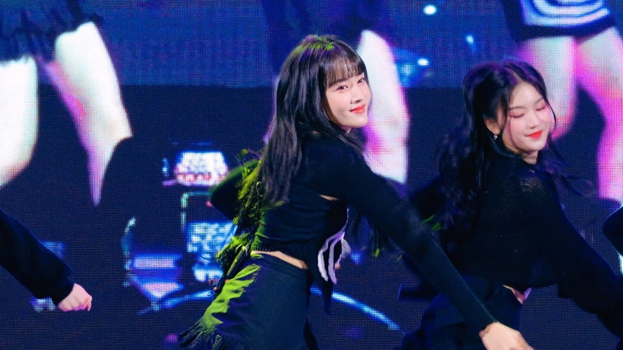 220927 STAYC 스테이씨 윤 : ASAP 무대 직캠 ( STAYC YOON fancam) @ 경기대 수원캠 축제 [4K ...