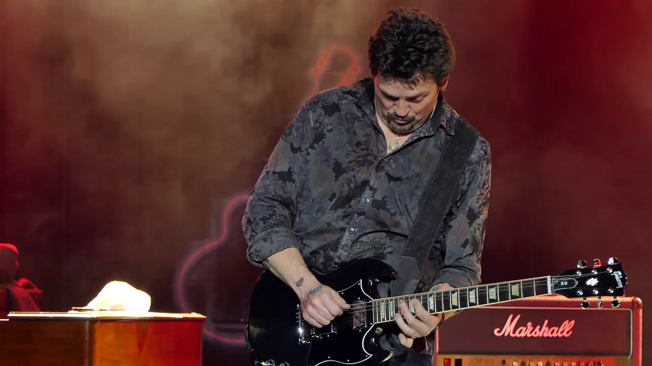 Mike Zito & Zack Zito - Johnny B Goode - February 2020 - YouTube