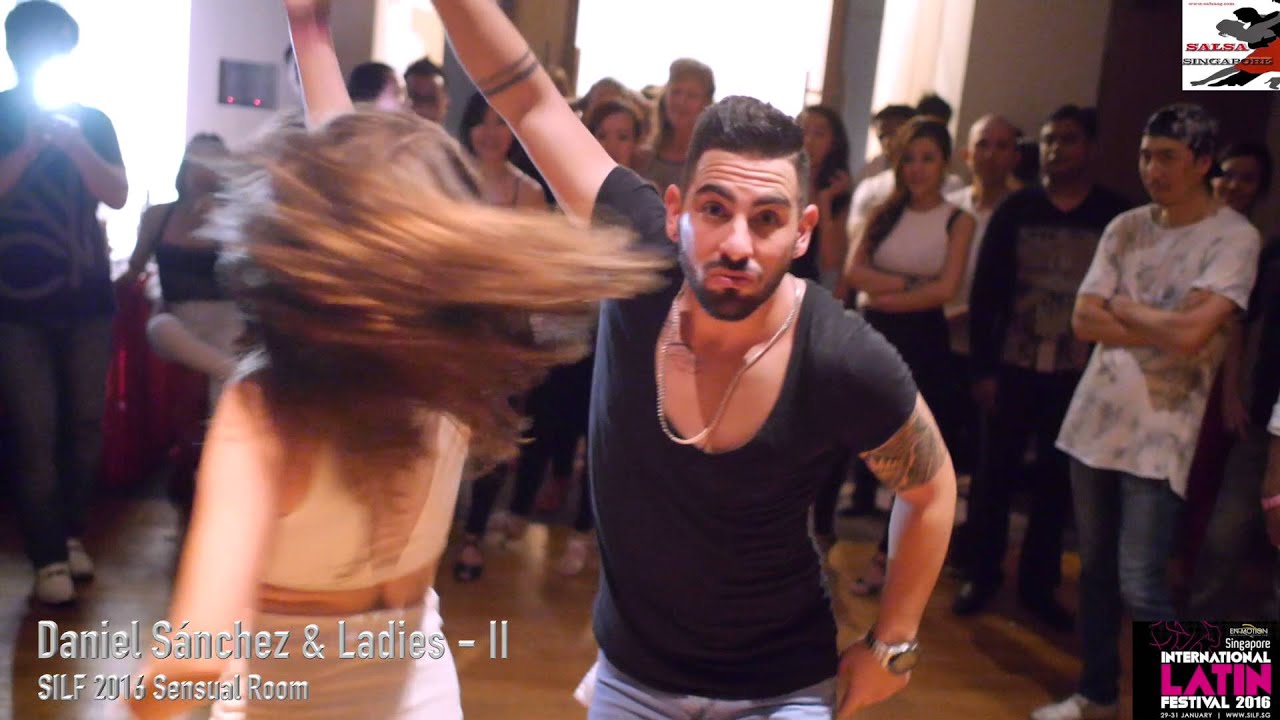 Daniel Sánchez & Ladies - II - YouTube