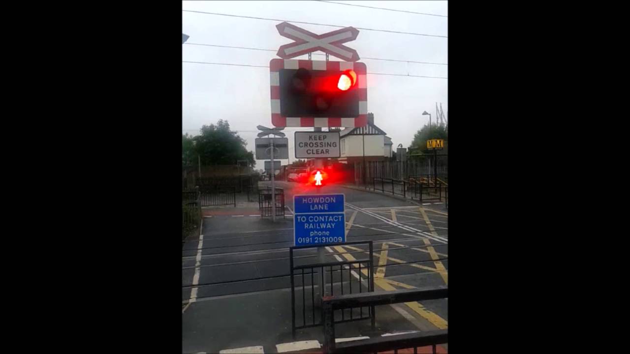 Howdon Lane Crossing - YouTube