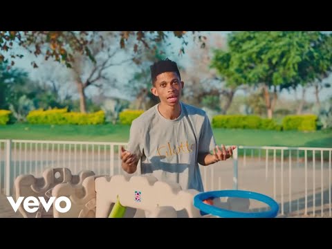 William Last KRM Feat. A-Reece - My life [Music video] - YouTube
