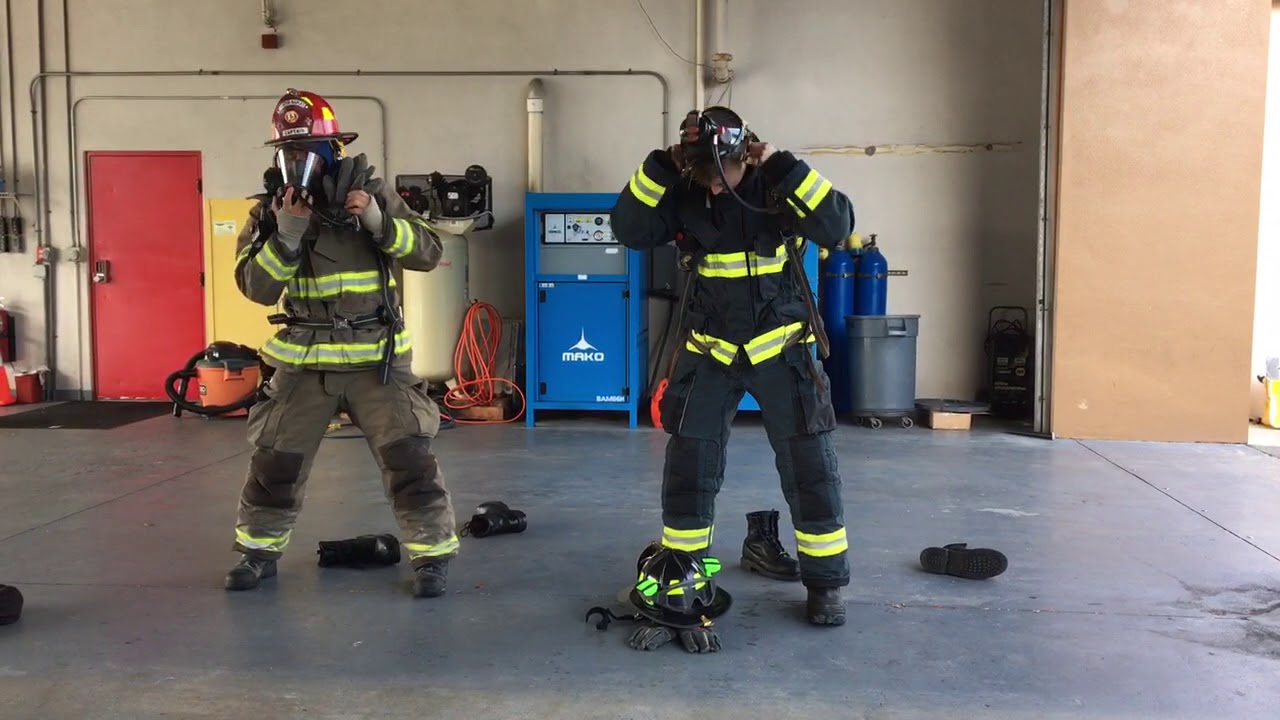 FIRE CAPTAIN VS ROOKIE FIREFIGHTER DON GEAR - YouTube