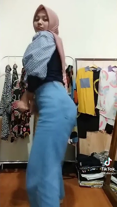 Tiktok Tante cantik gunung gede - YouTube