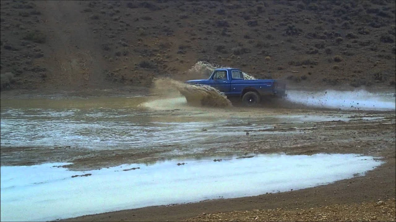 1973 Ford F100 4x4 mud - YouTube