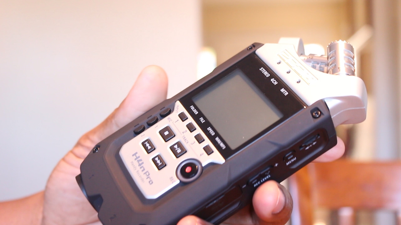 ZOOM H4N PRO OVERVIEW AND FIRST RECORDING - YouTube