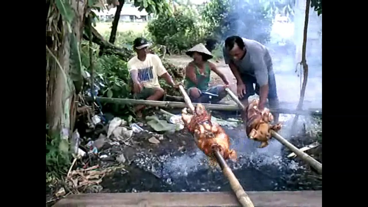 Lechon Baboy 1 - Roasted Pig - YouTube