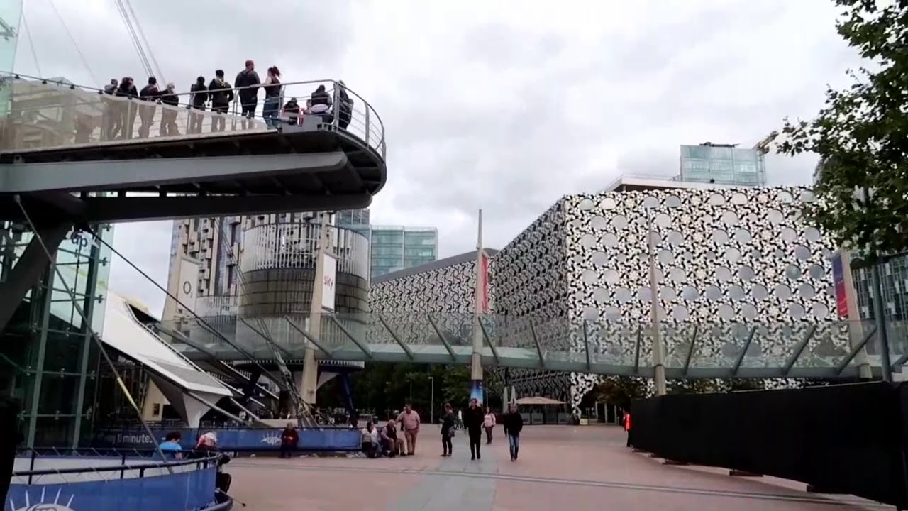 02 Climb// Walk Over the 02 Dome // 02 Arena Climb - YouTube