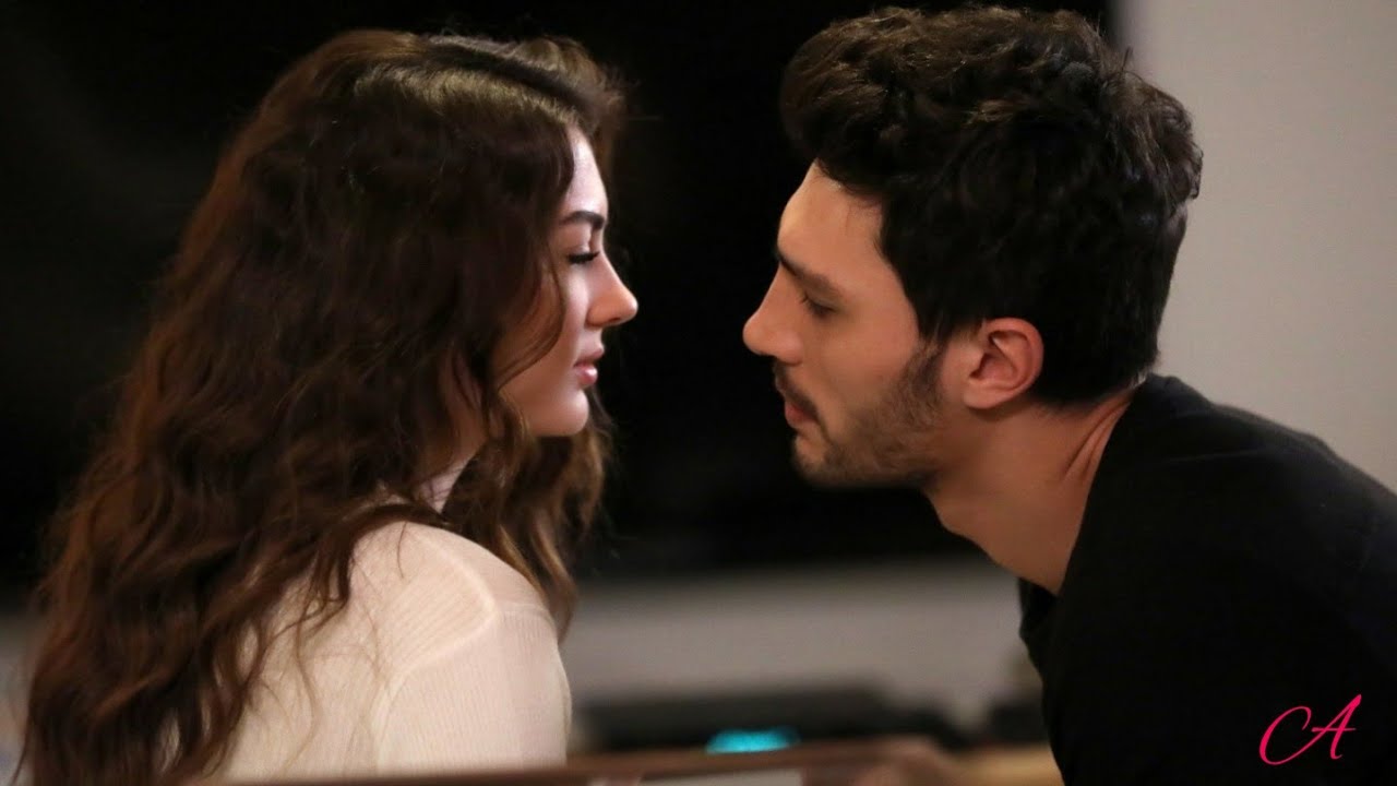 Esra&Ozan[+Atlas] - Halo - YouTube