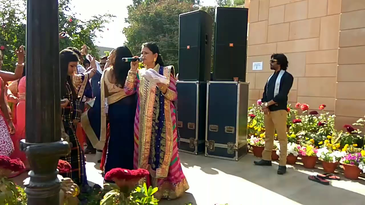 Radha Bagri - Bhat / Myra Function - Biro Ji Aangan Aaya - YouTube