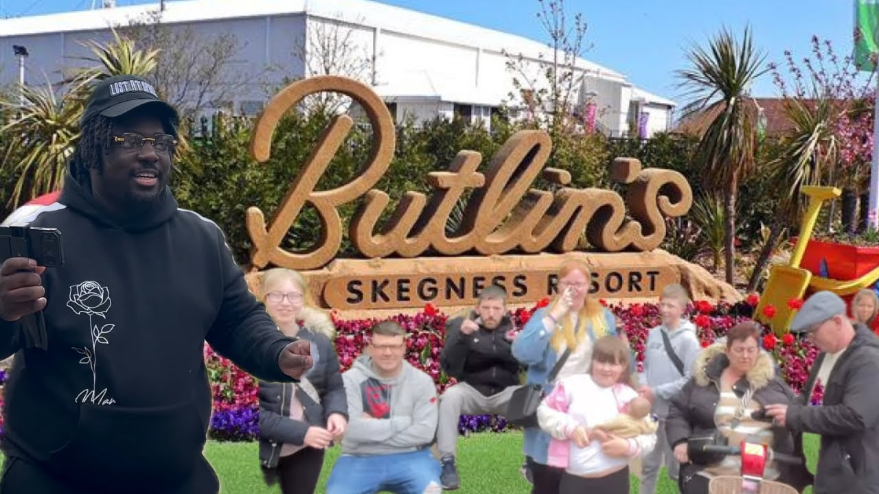 EPIC FAMILY SCAVENGER HUNT AT BUTLIN’S – WHO WON?! - YouTube