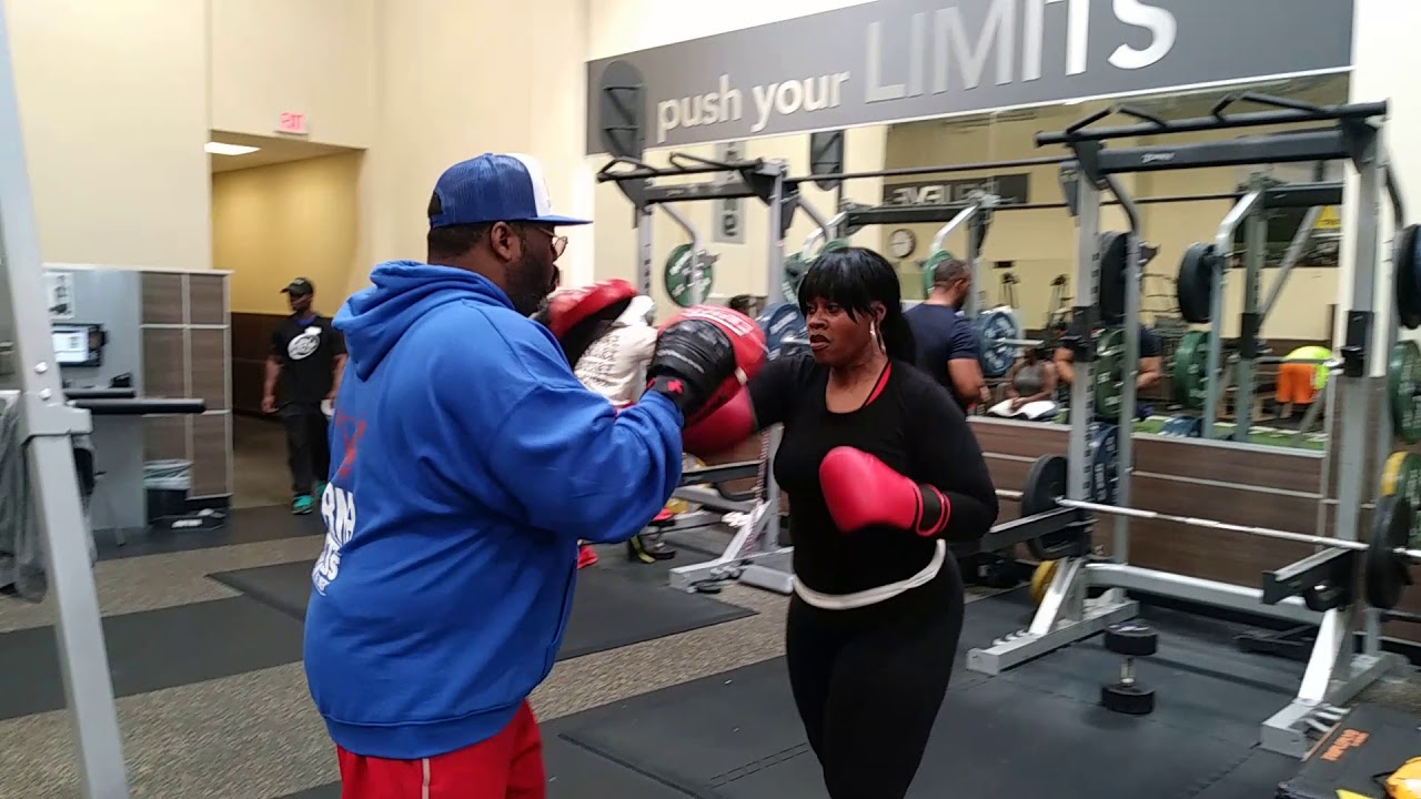 Full body Training and Boxing with Vickey - YouTube