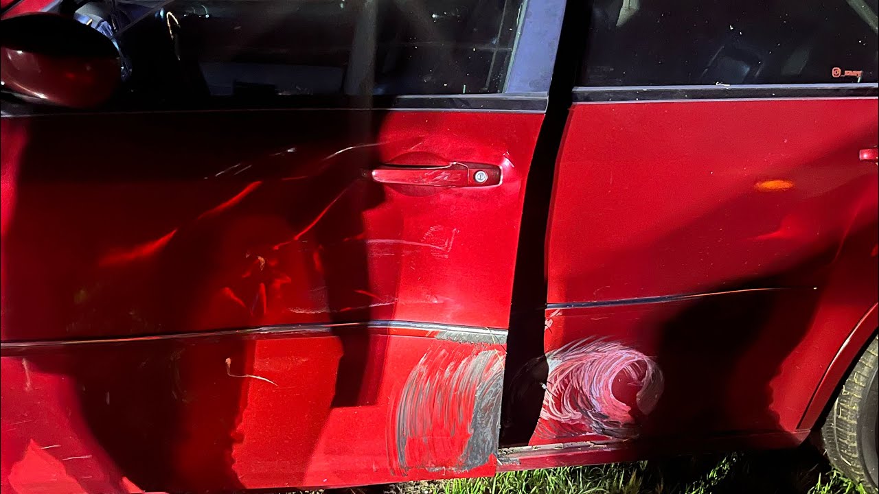 Lady in a DUALLY TRUCK side swiped a SRT Chrysler 300!!!! | Seen the ...